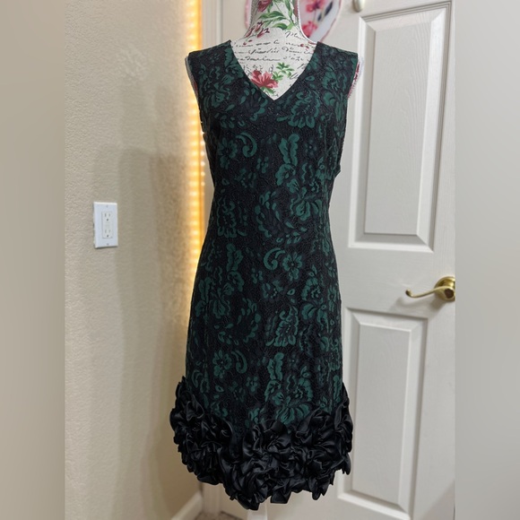 Donna Ricco | Dresses | Donna Ricco Black And Green Floral Lace Midi ...